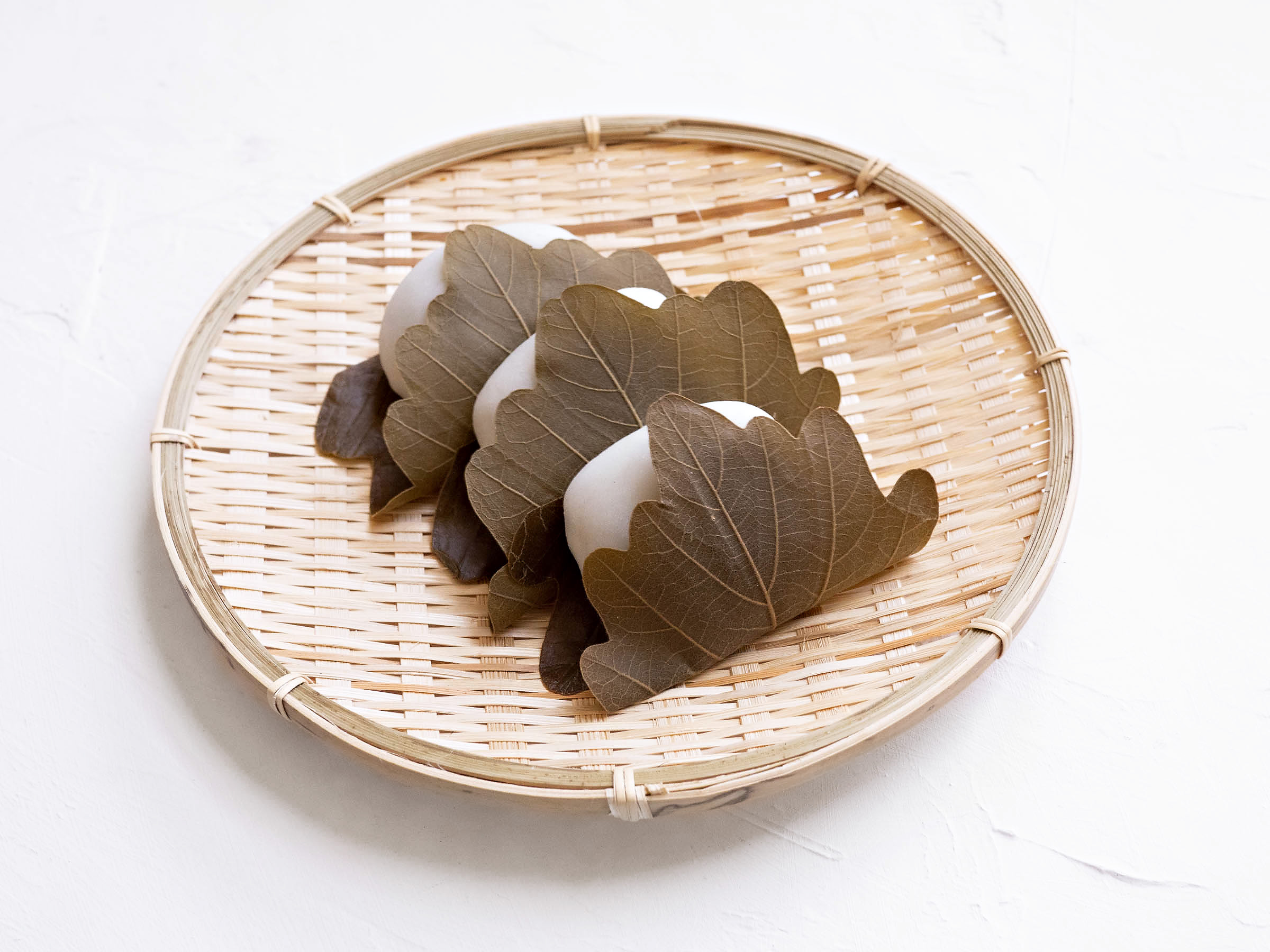 Kashiwa Mochi / 柏餅 - Sylvia Wakana